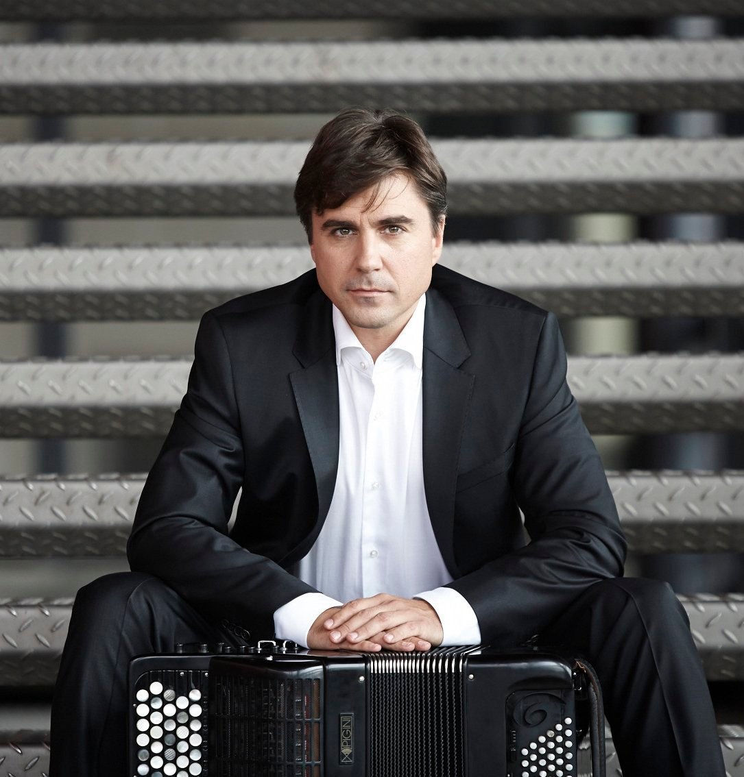 ENTREVISTA AL ACORDEONISTA IÑAKI ALBERDI - Granada Costa